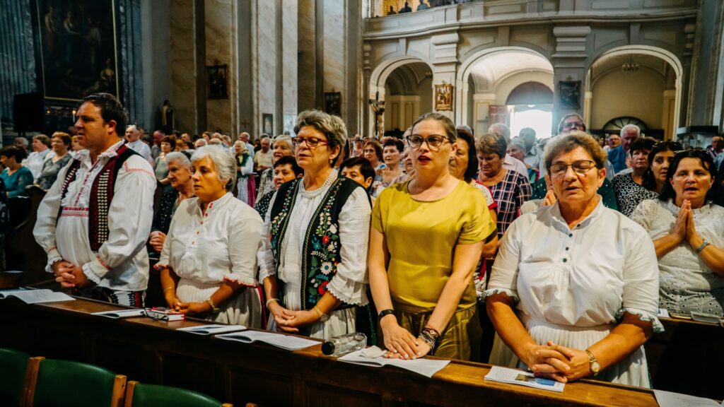 Credincioșii slovaci au cerut protecția cerească a Fecioarei Maria ...